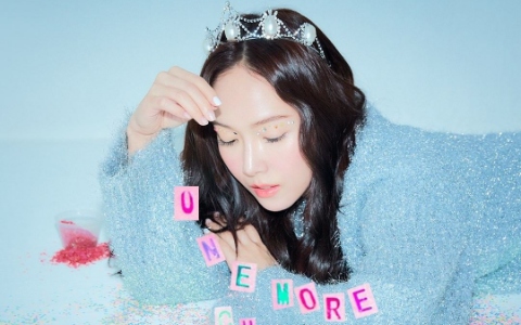 JESSICA「一年沒有新作品」...IG突更新「新曲概念照」！粉絲直呼：這個聖誕不孤單啦！
