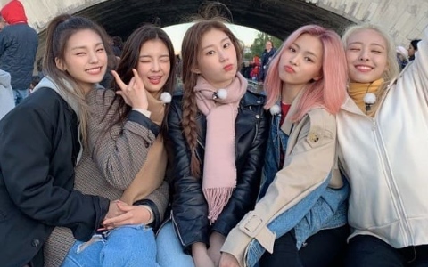 【ITZY x LINE FRIENDS】新系列角色公開！網讚：「實體化周邊肯定超萌～」